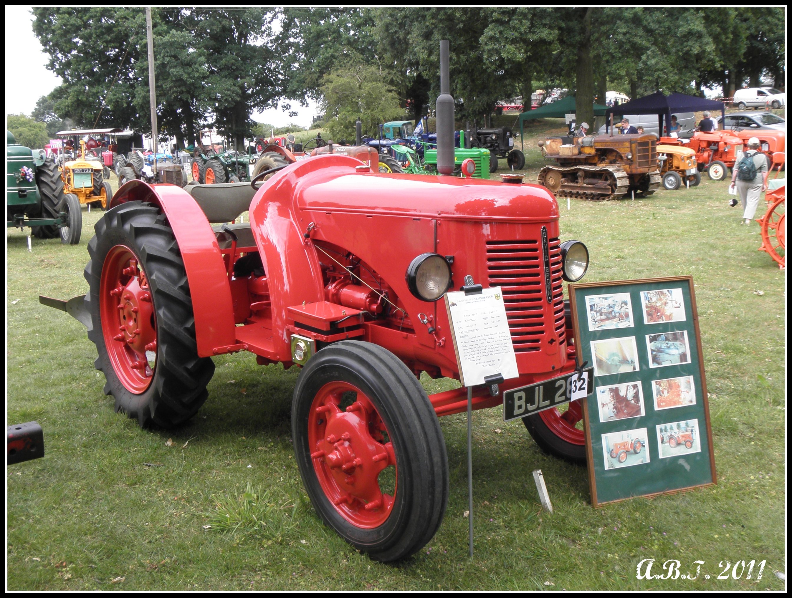Topworldauto Photos Of David Brown Cropmaster Photo Galleries