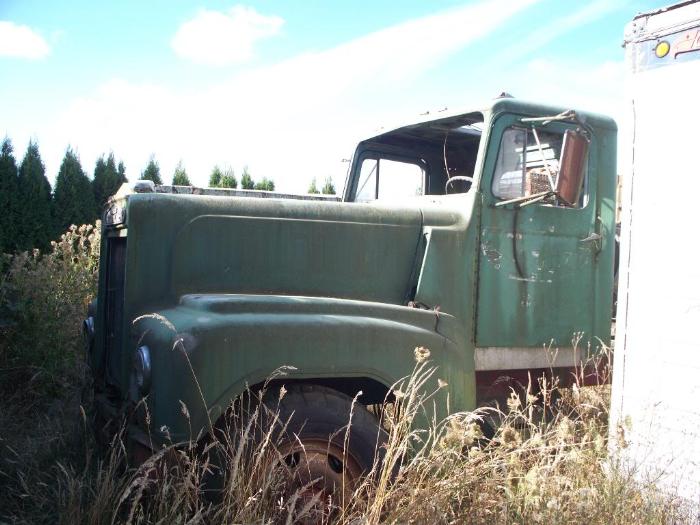 TopWorldAuto >> Photos of White Freightliner WFC - photo galleries