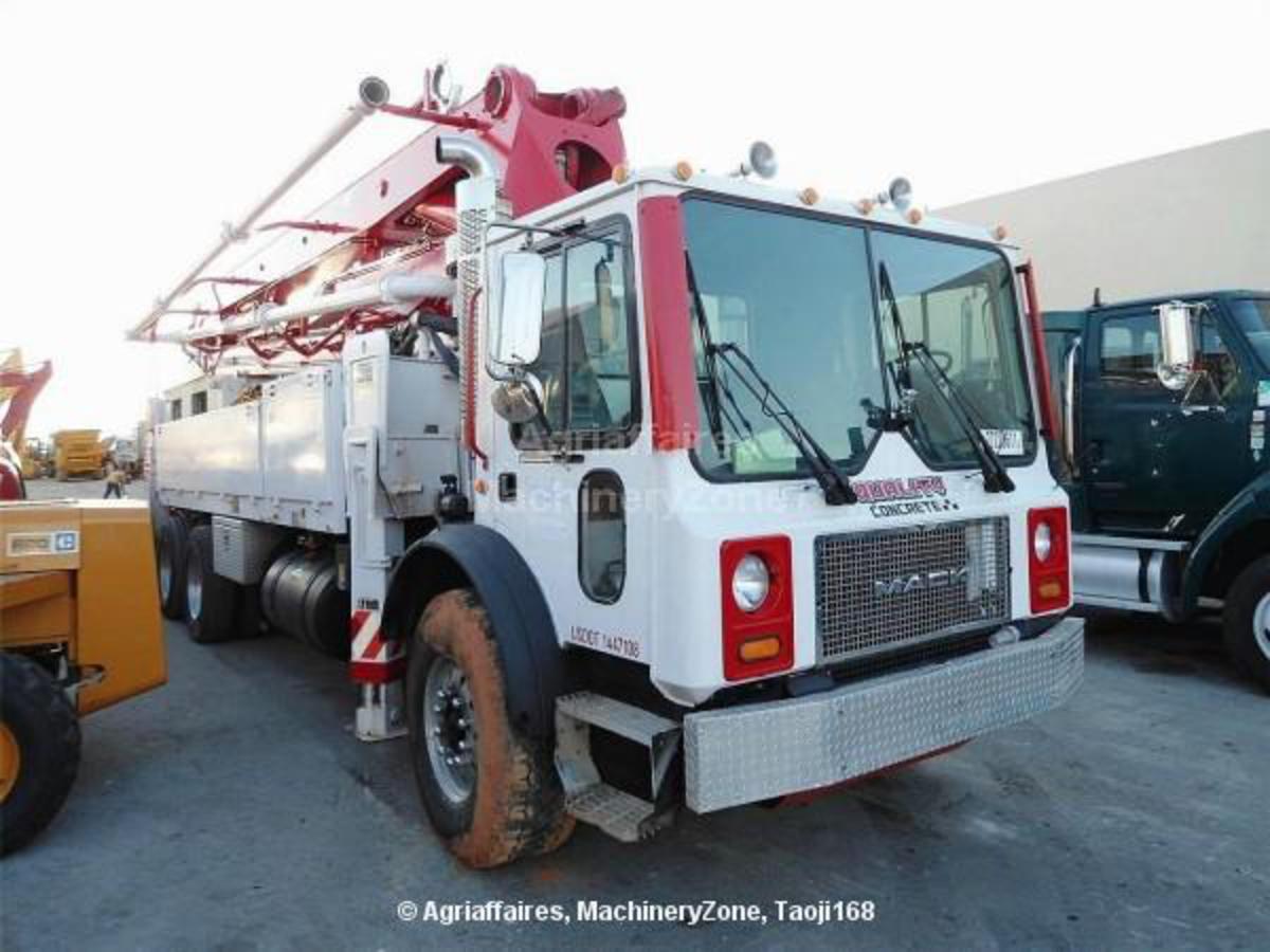 TopWorldAuto >> Photos of Mack MR600 - photo galleries