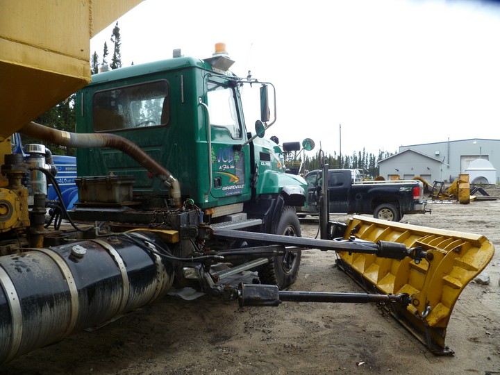 TopWorldAuto >> Photos of Mack CL700 - photo galleries