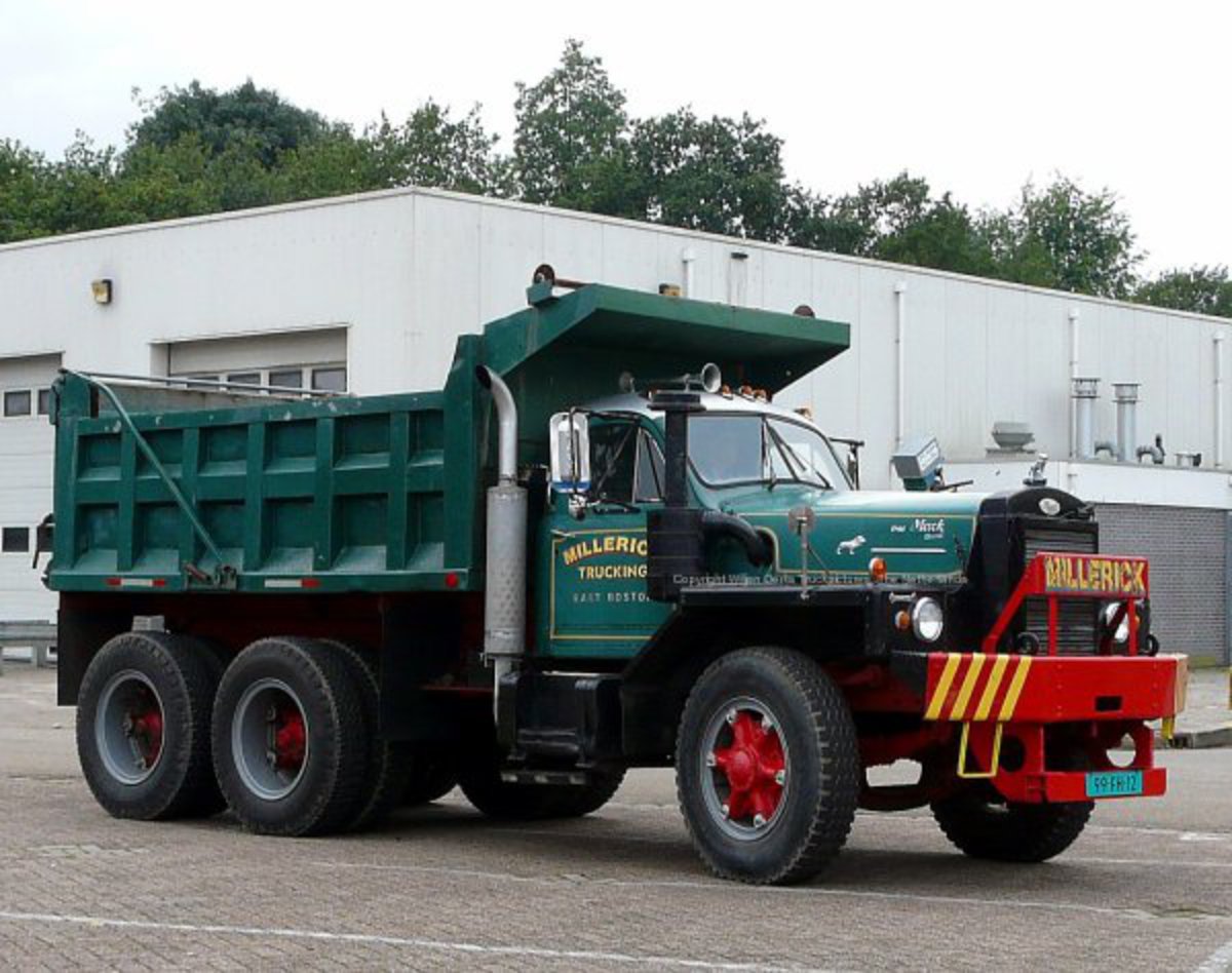 TopWorldAuto >> Photos of Mack B81 - photo galleries