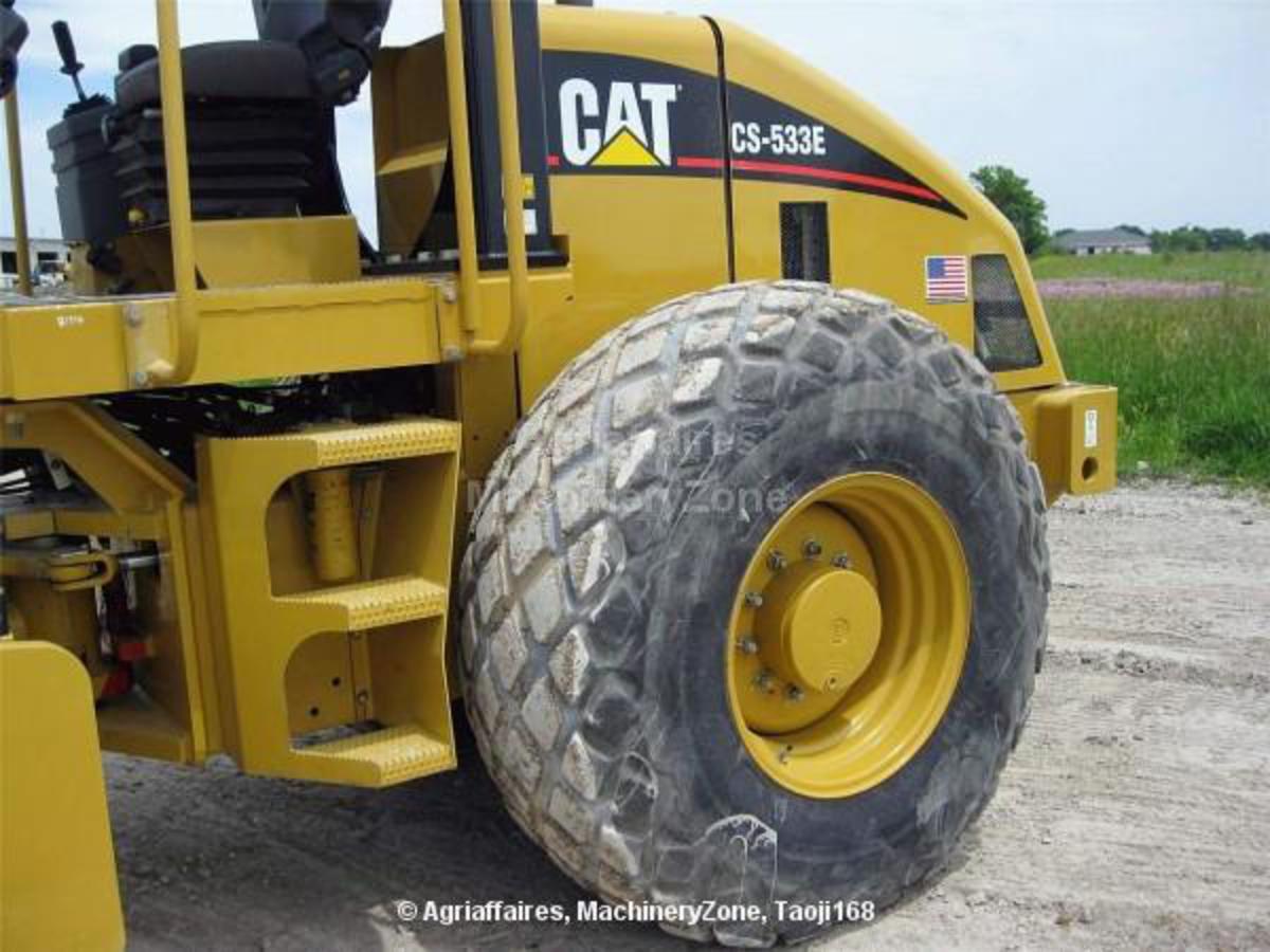 TopWorldAuto >> Photos of Caterpillar CS-533E - photo galleries