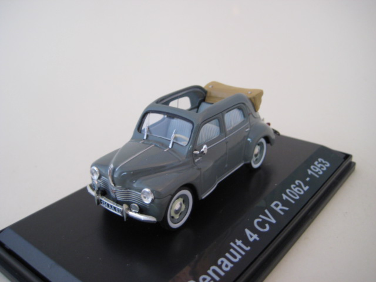 TopWorldAuto >> Photos of Renault R4 Type R 1062 - photo galleries