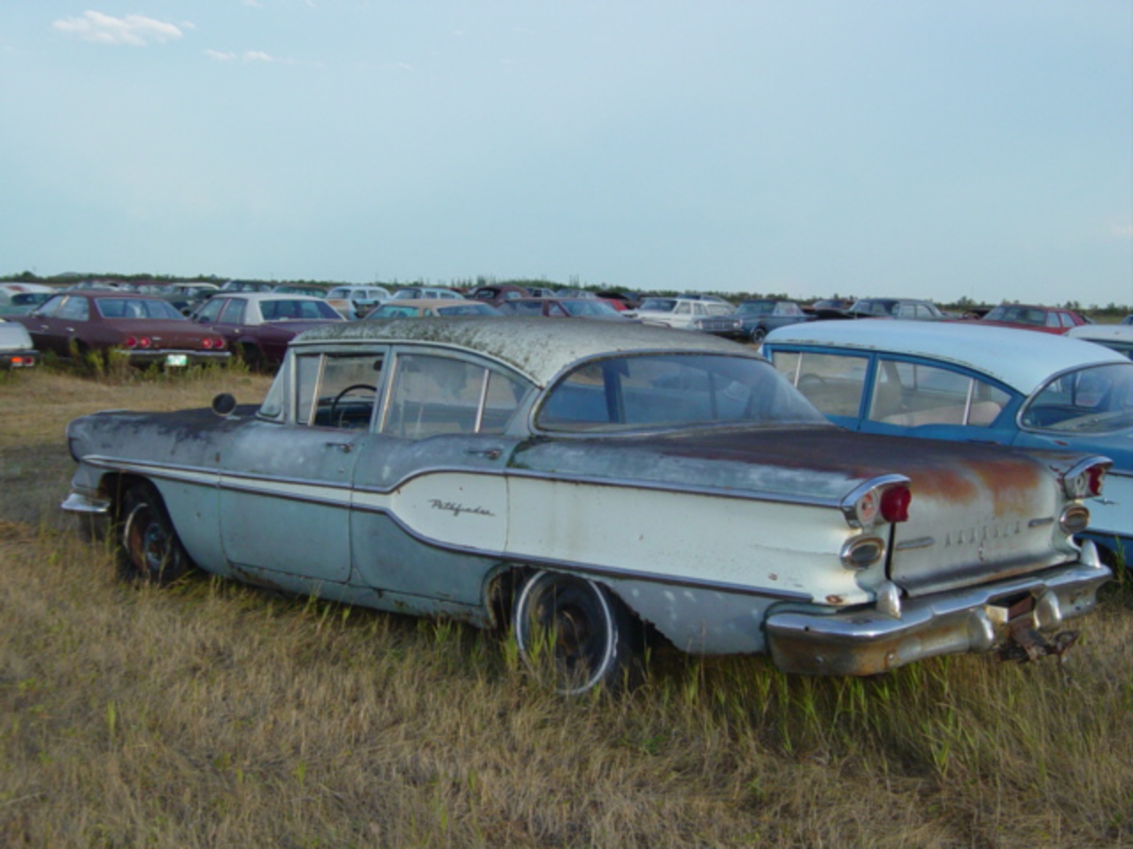 TopWorldAuto >> Photos of Pontiac Pathfinder 4dr - photo galleries