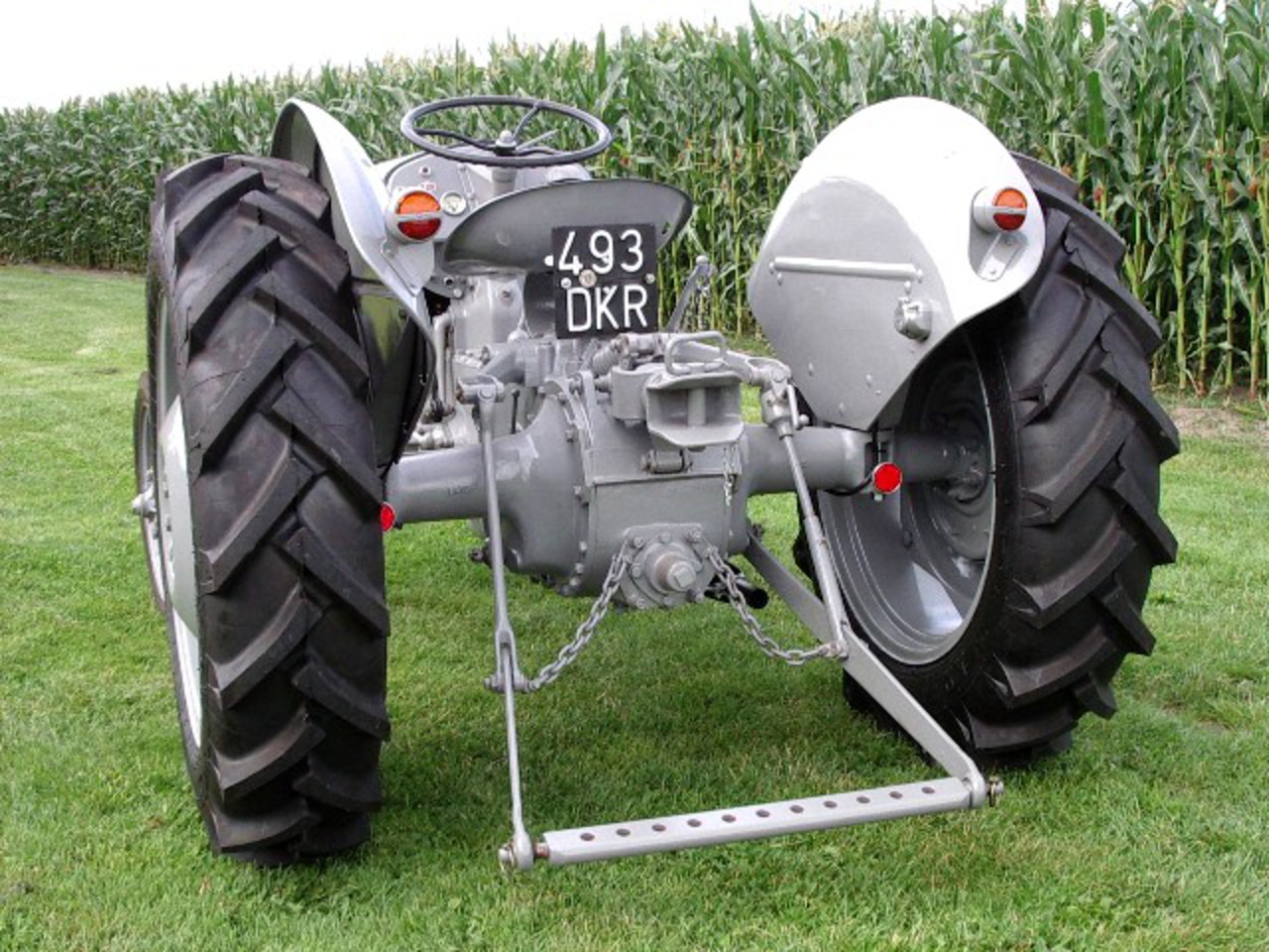 TopWorldAuto >> Photos of Ferguson TEA 20 - photo galleries