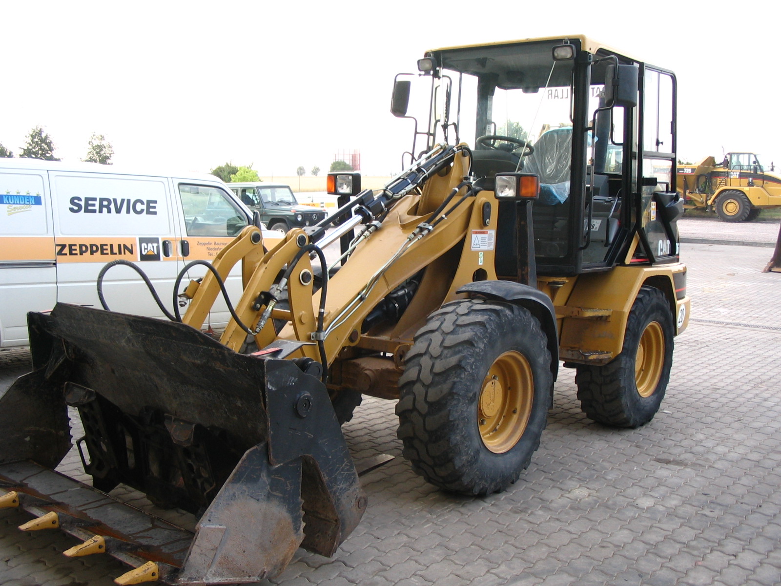TopWorldAuto >> Photos of Caterpillar v300b - photo galleries