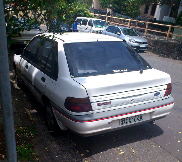 TopWorldAuto >> Photos of Ford Laser GL - photo galleries
