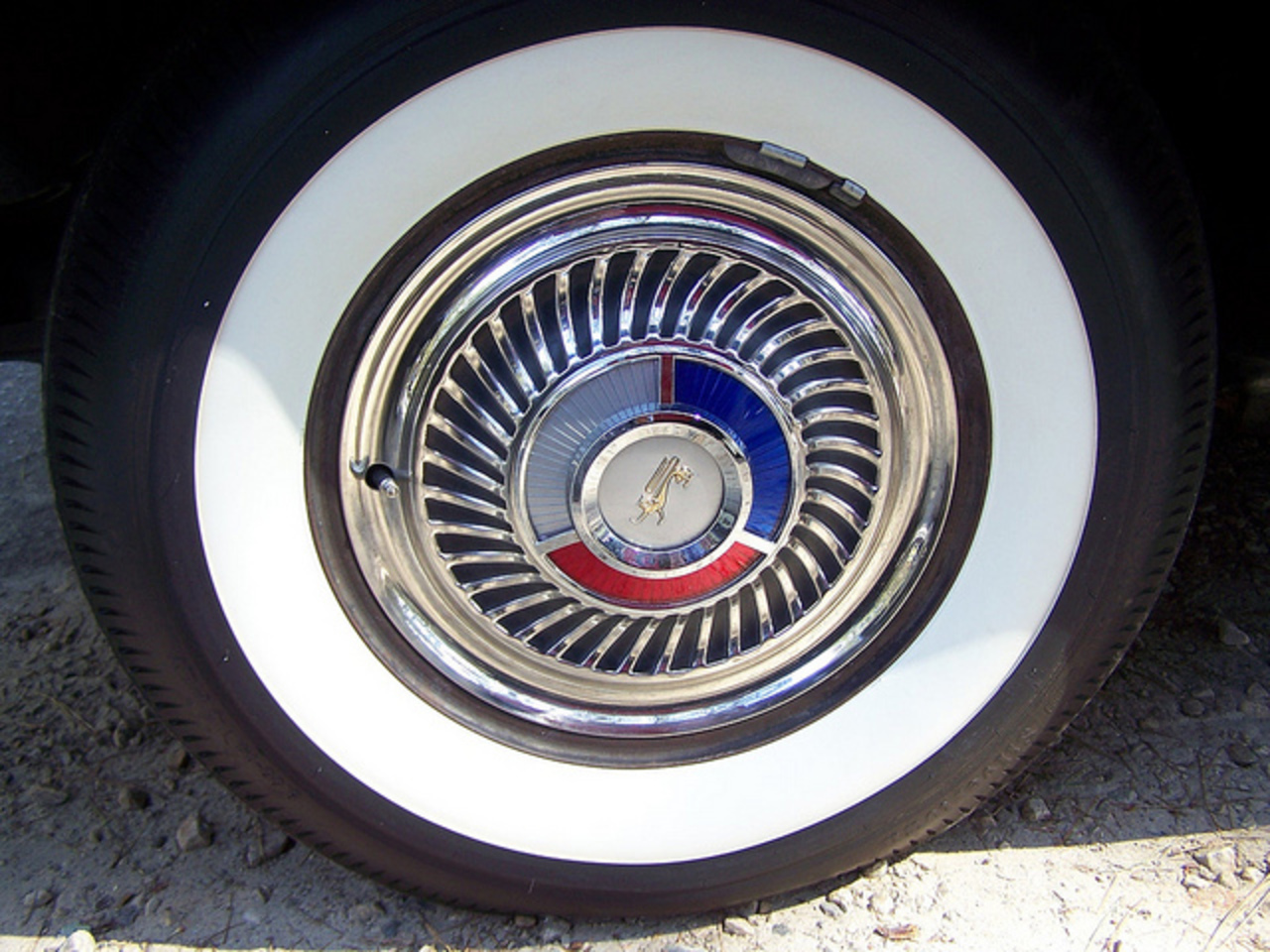 TopWorldAuto >> Photos of Ford Fairlane 2dr - photo galleries