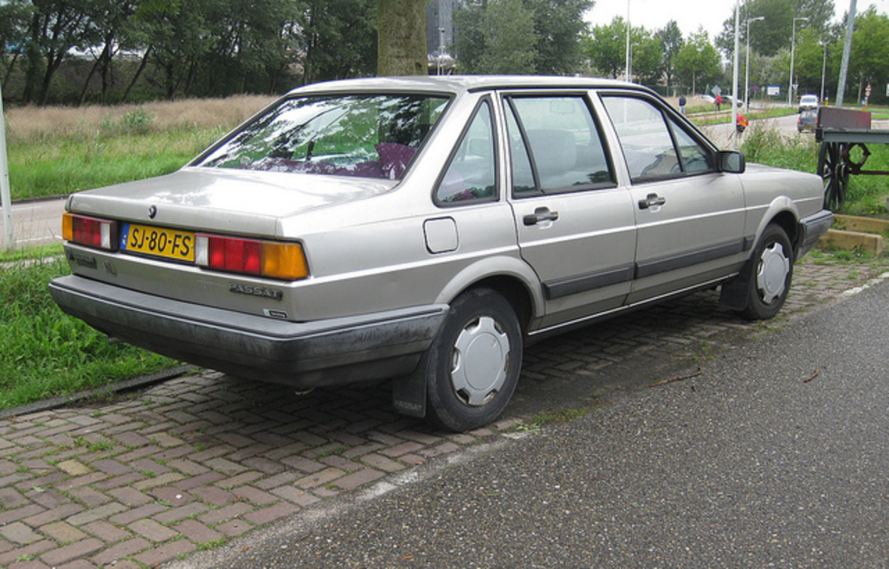 TopWorldAuto >> Photos of Volkswagen Passat Variant GL - photo galleries