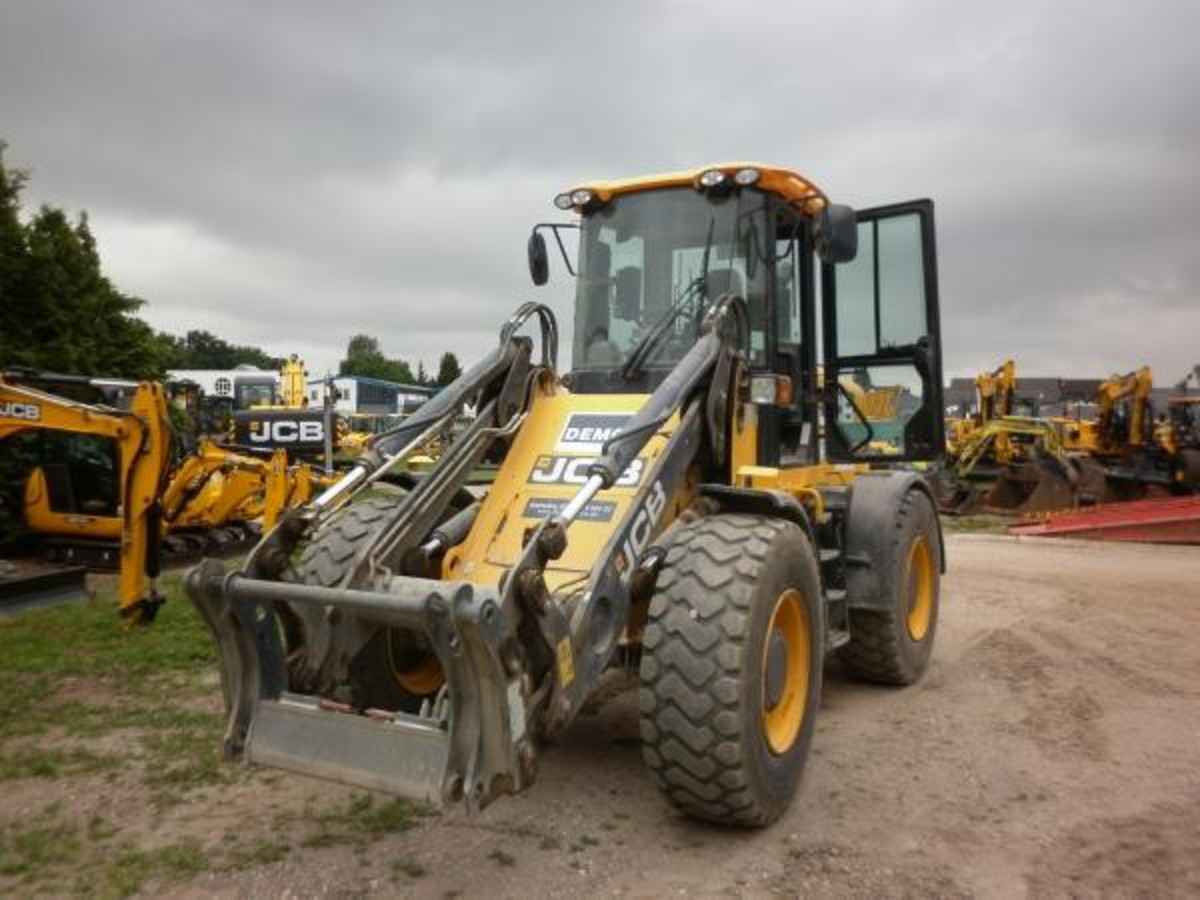 TopWorldAuto >> Photos of JCB 416 HT - photo galleries