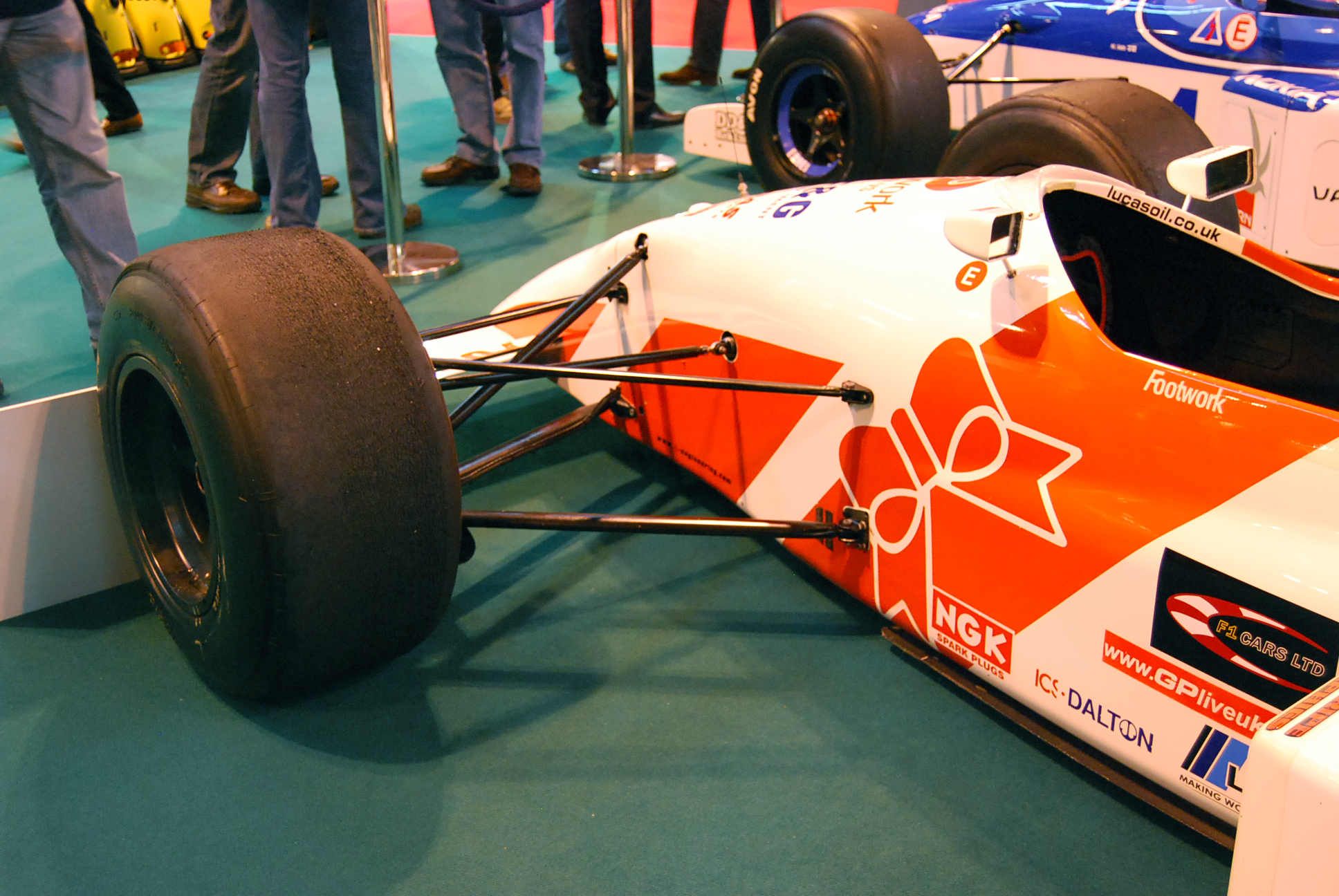 TopWorldAuto >> Photos of Footwork A11B - photo galleries