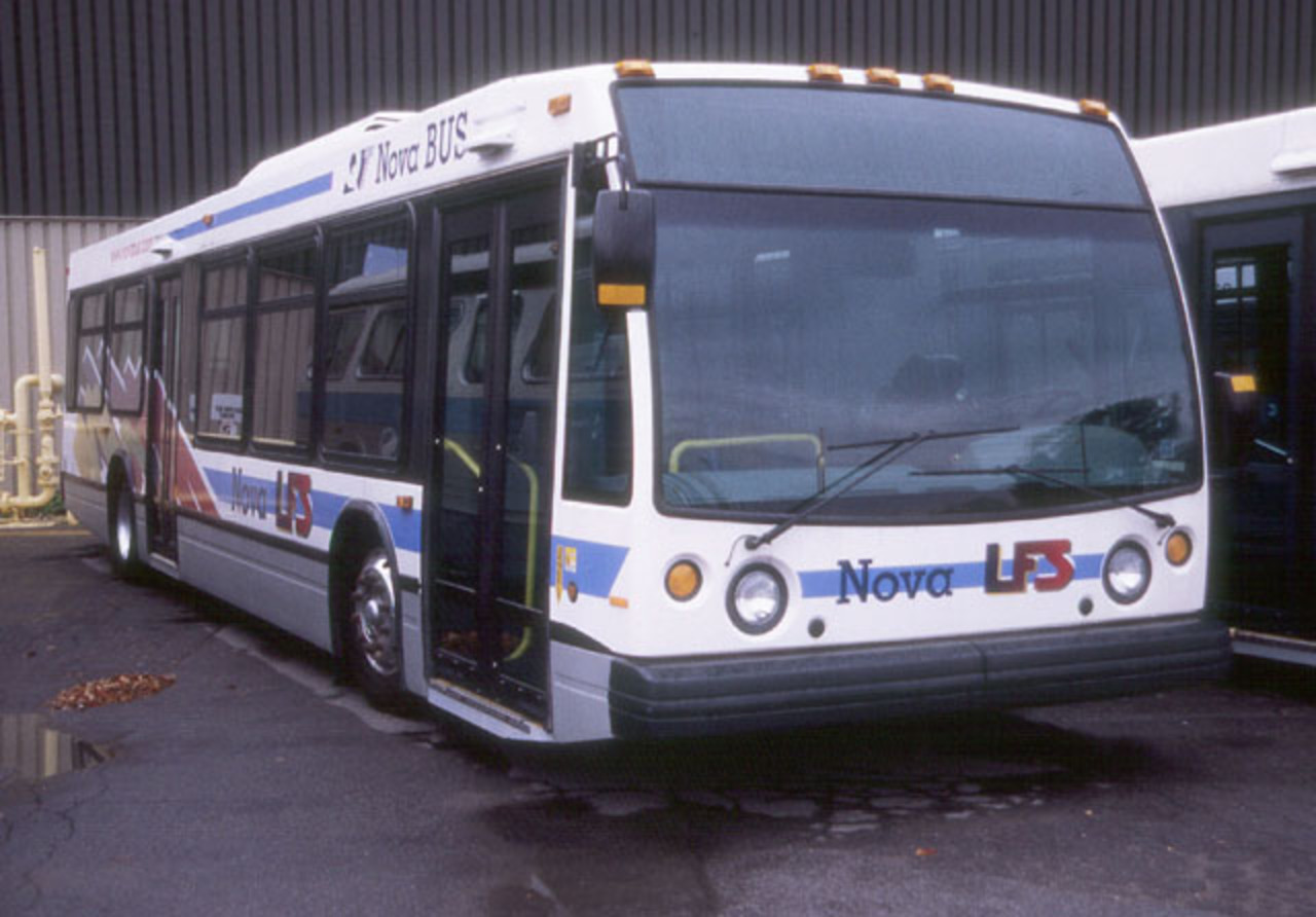 TopWorldAuto >> Photos of Nova LFS - photo galleries