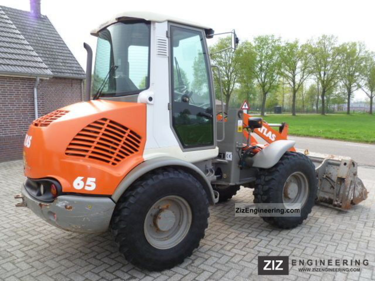 TopWorldAuto >> Photos of Atlas 65 - photo galleries