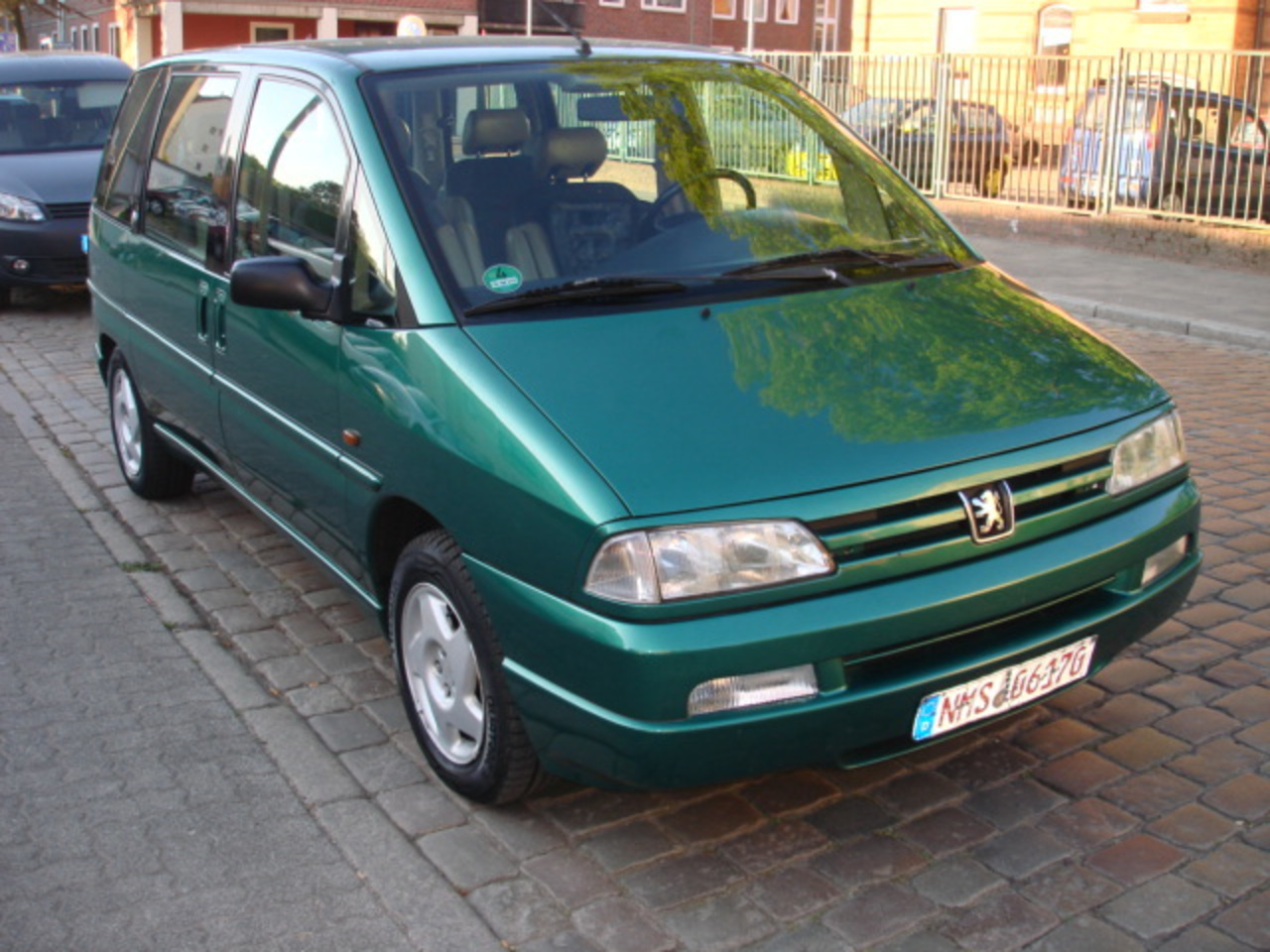 TopWorldAuto >> Photos of Peugeot 806 20 - photo galleries