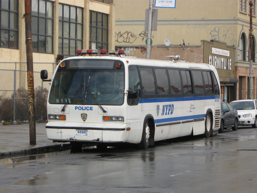 TopWorldAuto >> Photos of TMC RTS - photo galleries