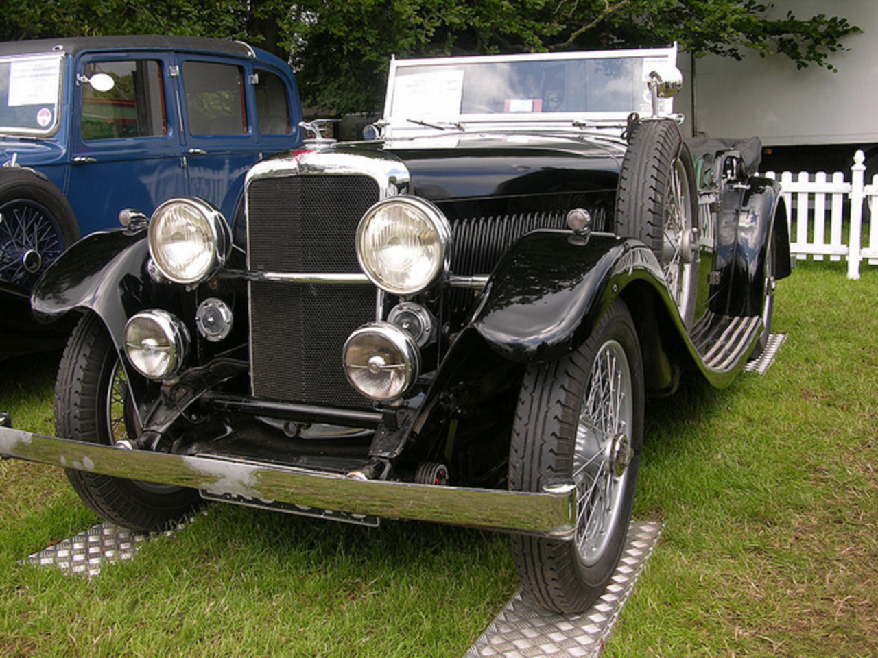 TopWorldAuto >> Photos of Alvis Firebird - photo galleries