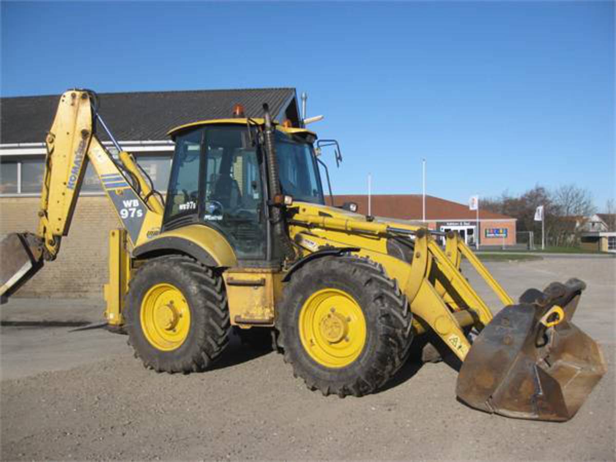 TopWorldAuto >> Photos of Komatsu WB 97S - photo galleries