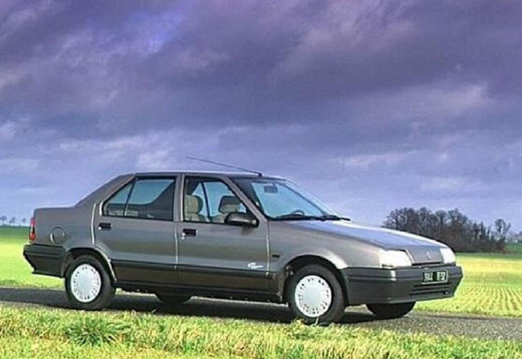 TopWorldAuto >> Photos of Renault 19 Chamade GTS - photo galleries