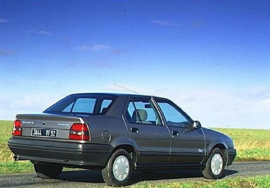 TopWorldAuto >> Photos of Renault 19 Chamade GTS - photo galleries