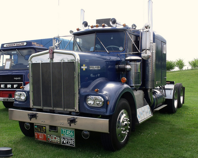 TopWorldAuto >> Photos of Kenworth W925 - photo galleries