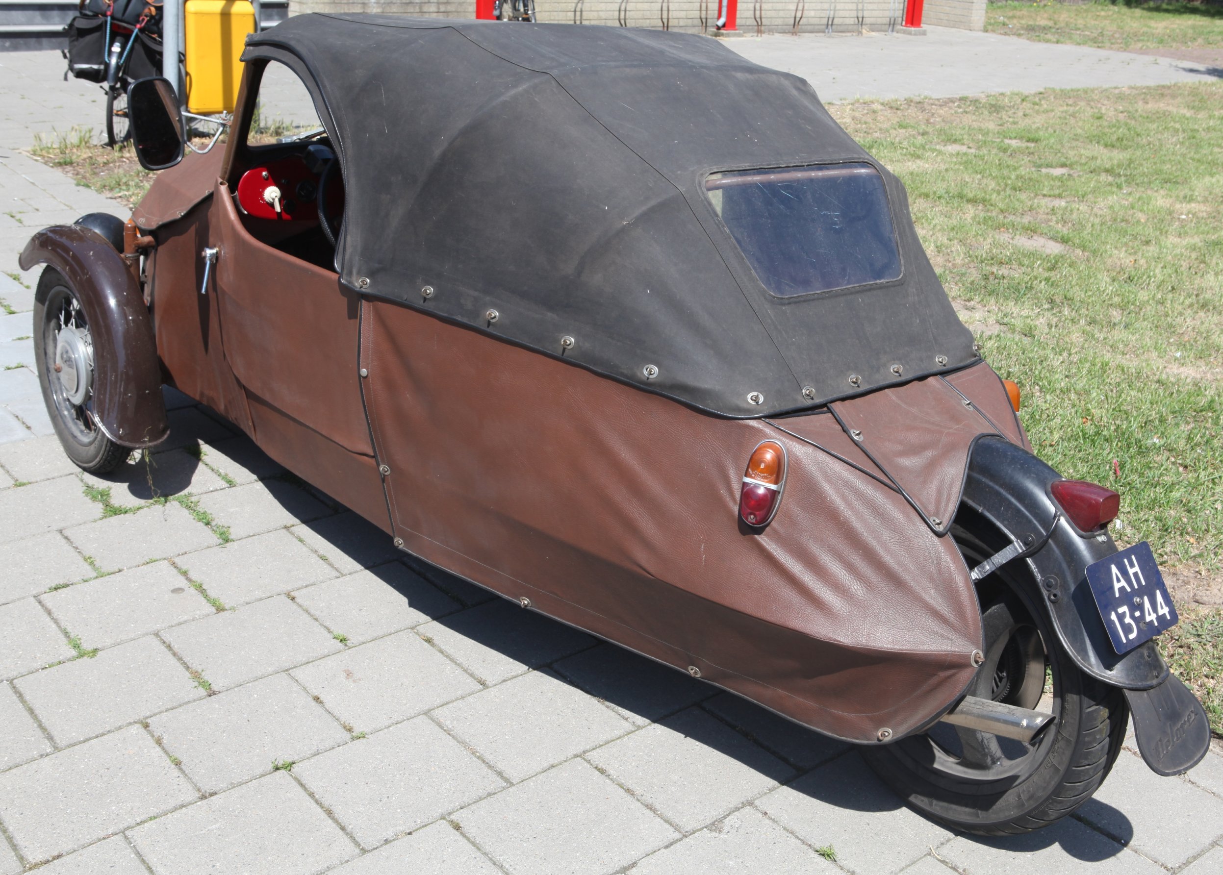 TopWorldAuto >> Photos of Velorex 16 - photo galleries