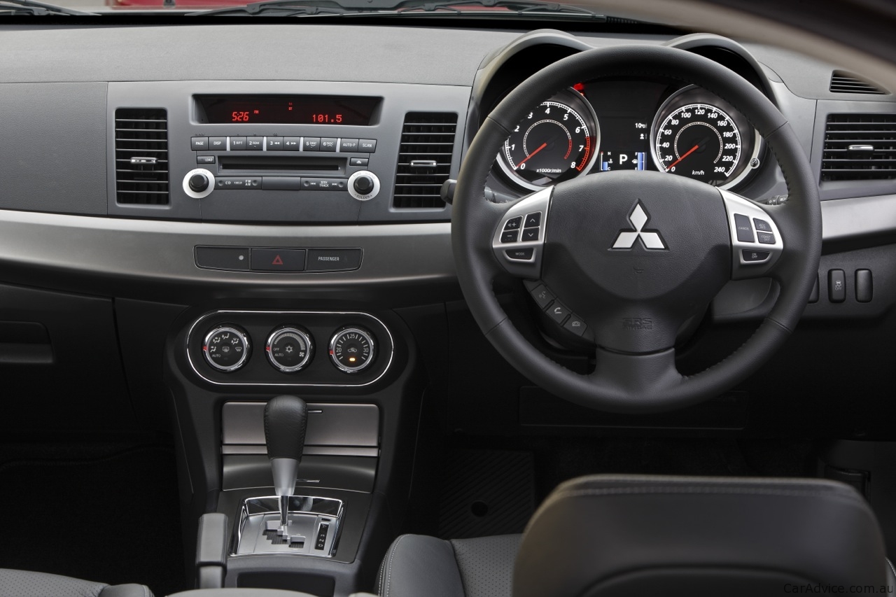 TopWorldAuto >> Photos of Mitsubishi Lancer 14 - photo galleries