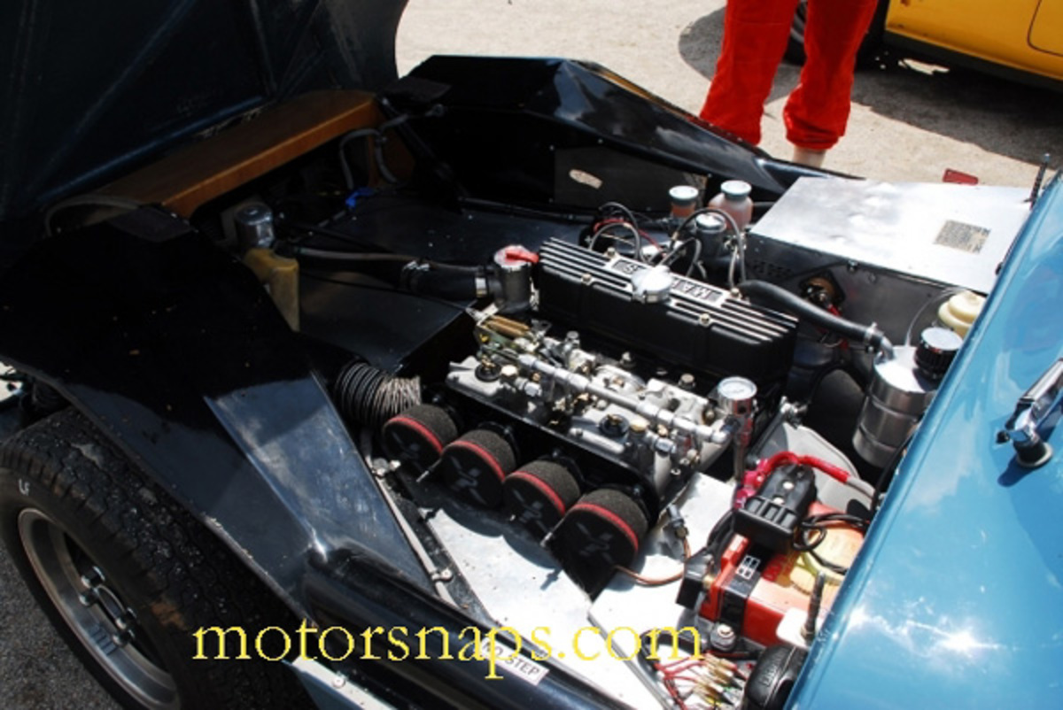 TopWorldAuto >> Photos of Marcos Luton Gullwing - photo galleries