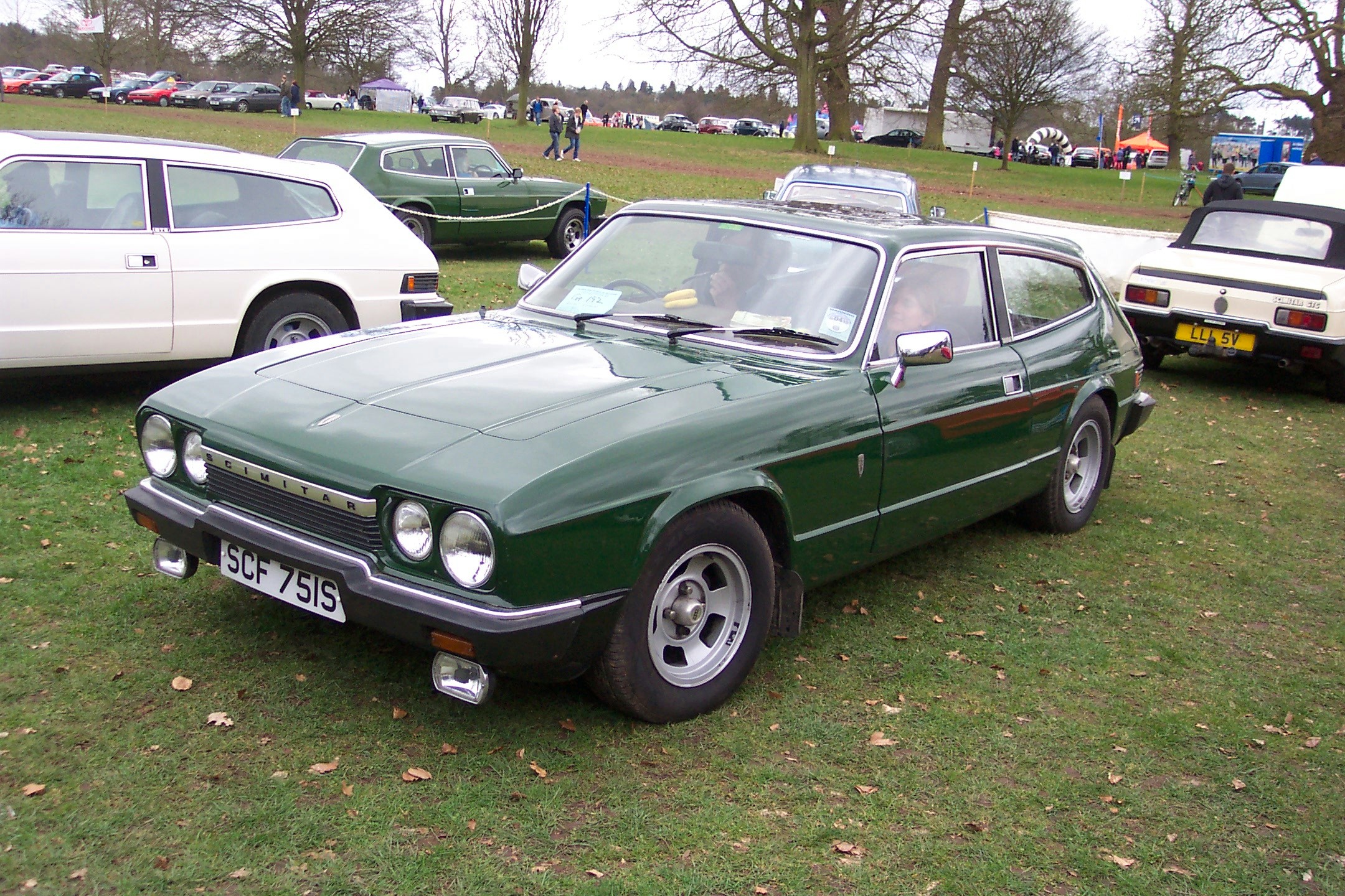 TopWorldAuto >> Photos of Reliant Scimitar GTE - photo galleries