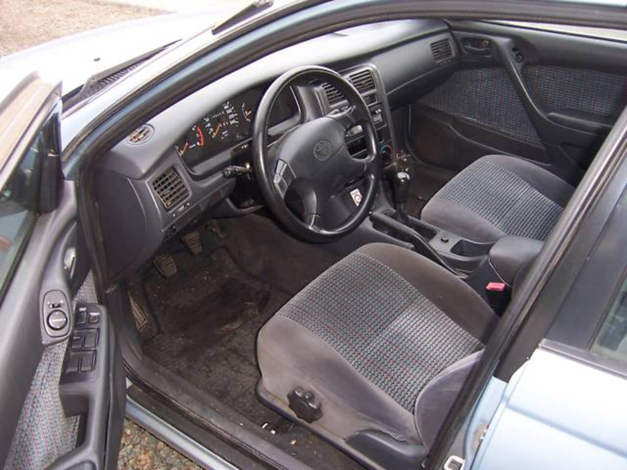 TopWorldAuto >> Photos of Rover 416 Si Liftback - photo galleries