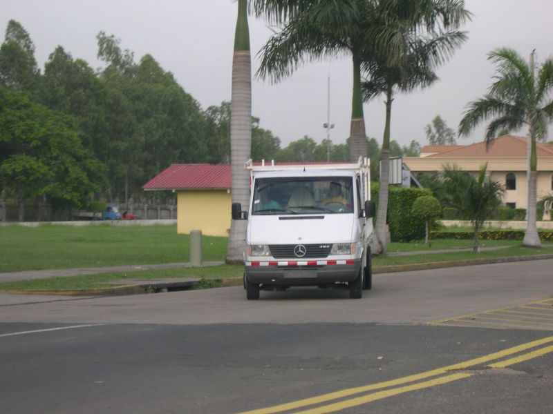 TopWorldAuto >> Photos of Mercedes-Benz Sprinter 412B - photo galleries