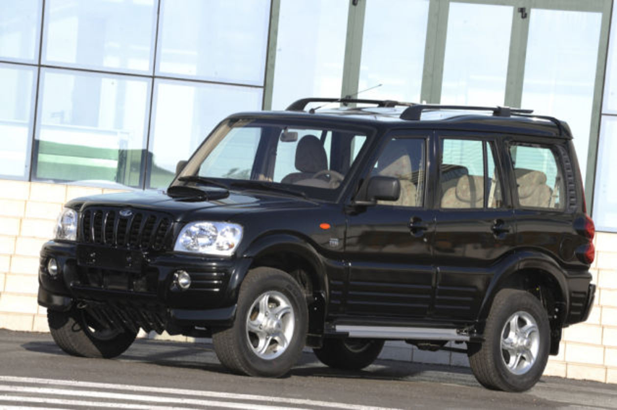 TopWorldAuto >> Photos of Mahindra Goa - photo galleries