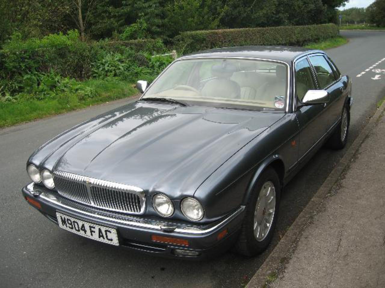 TopWorldAuto >> Photos of Daimler Six - photo galleries