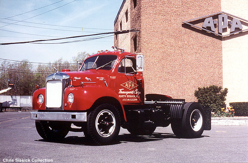 TopWorldAuto >> Photos of Mack B60 - photo galleries