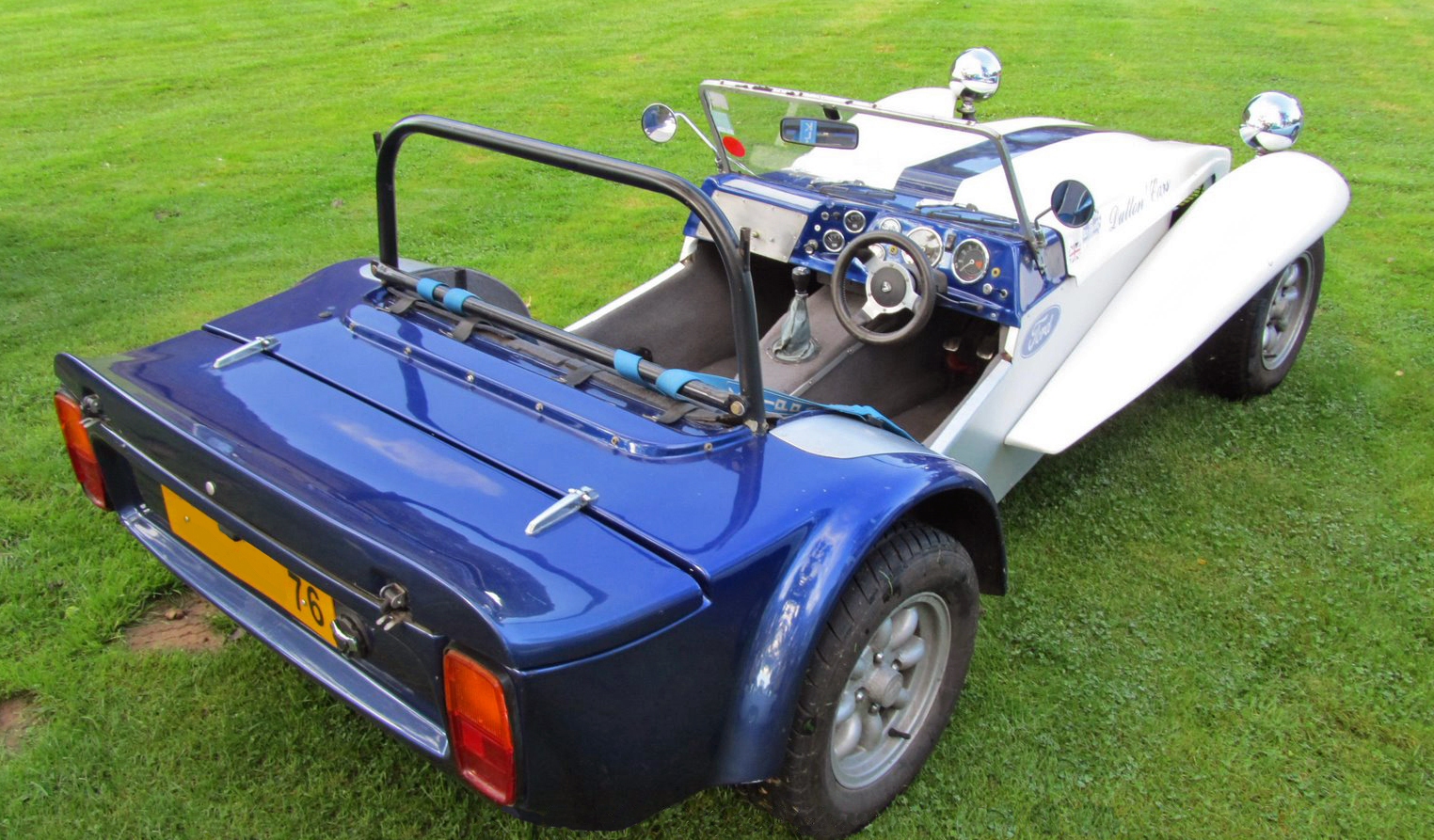 TopWorldAuto >> Photos of Dutton Phaeton - photo galleries