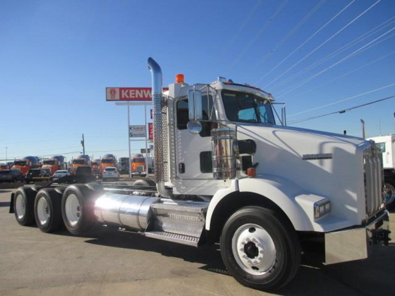 TopWorldAuto >> Photos of Kenworth T800W - photo galleries