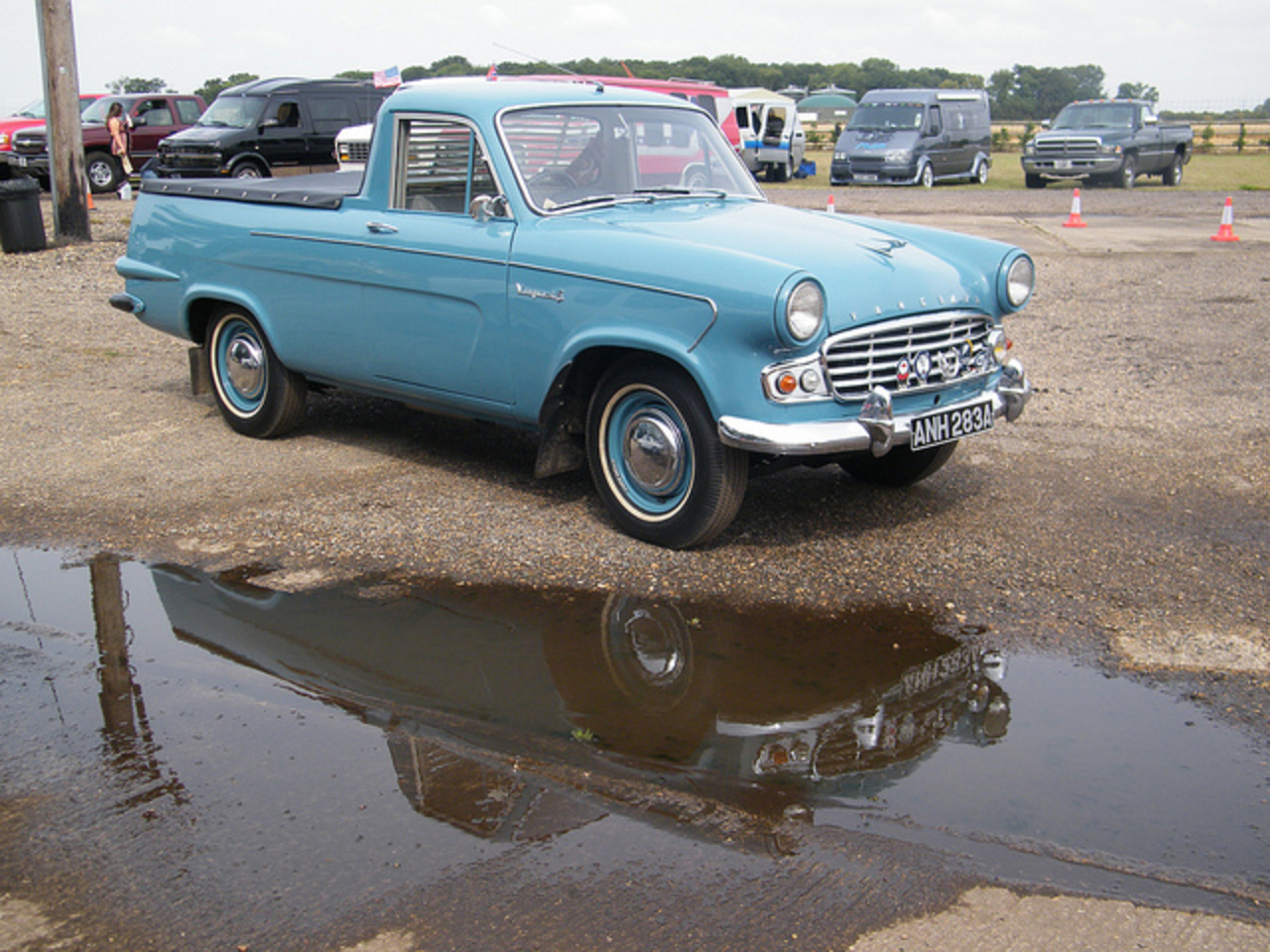 TopWorldAuto >> Photos of Standard Vanguard Pick up - photo galleries
