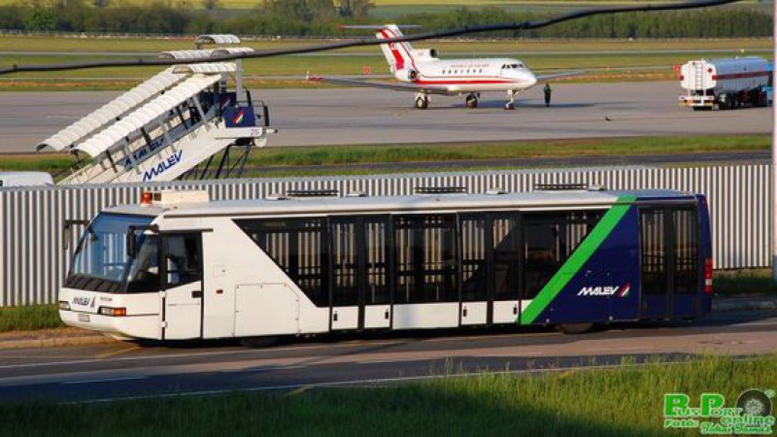 TopWorldAuto >> Photos of Neoplan Cobus - photo galleries