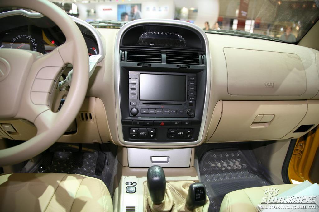 TopWorldAuto >> Photos of Changfeng Liebao CS6 - photo galleries