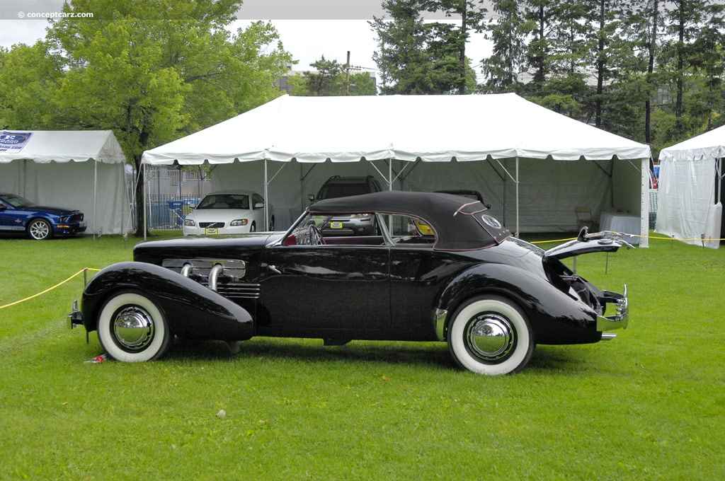 TopWorldAuto >> Photos of Cord Front-wheel drive roadster - photo galleries