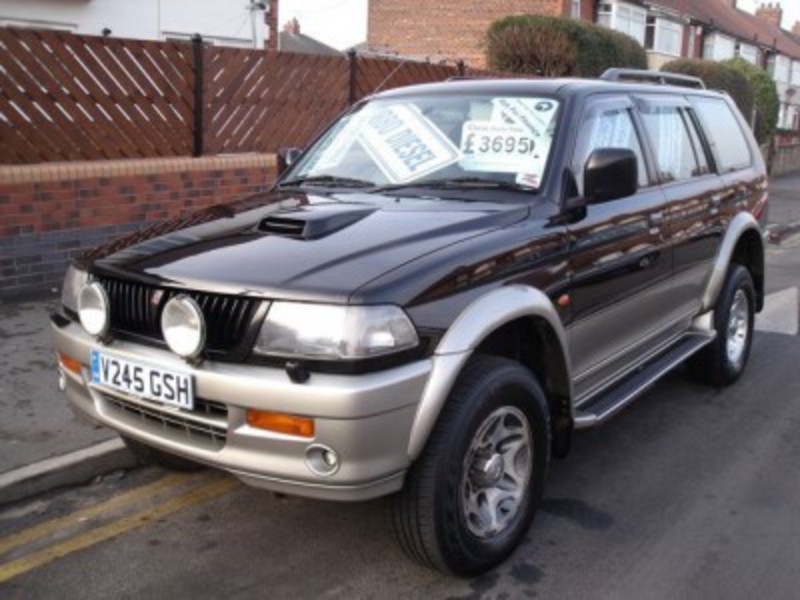 TopWorldAuto >> Photos of Mitsubishi Challenger 25 TD - photo galleries