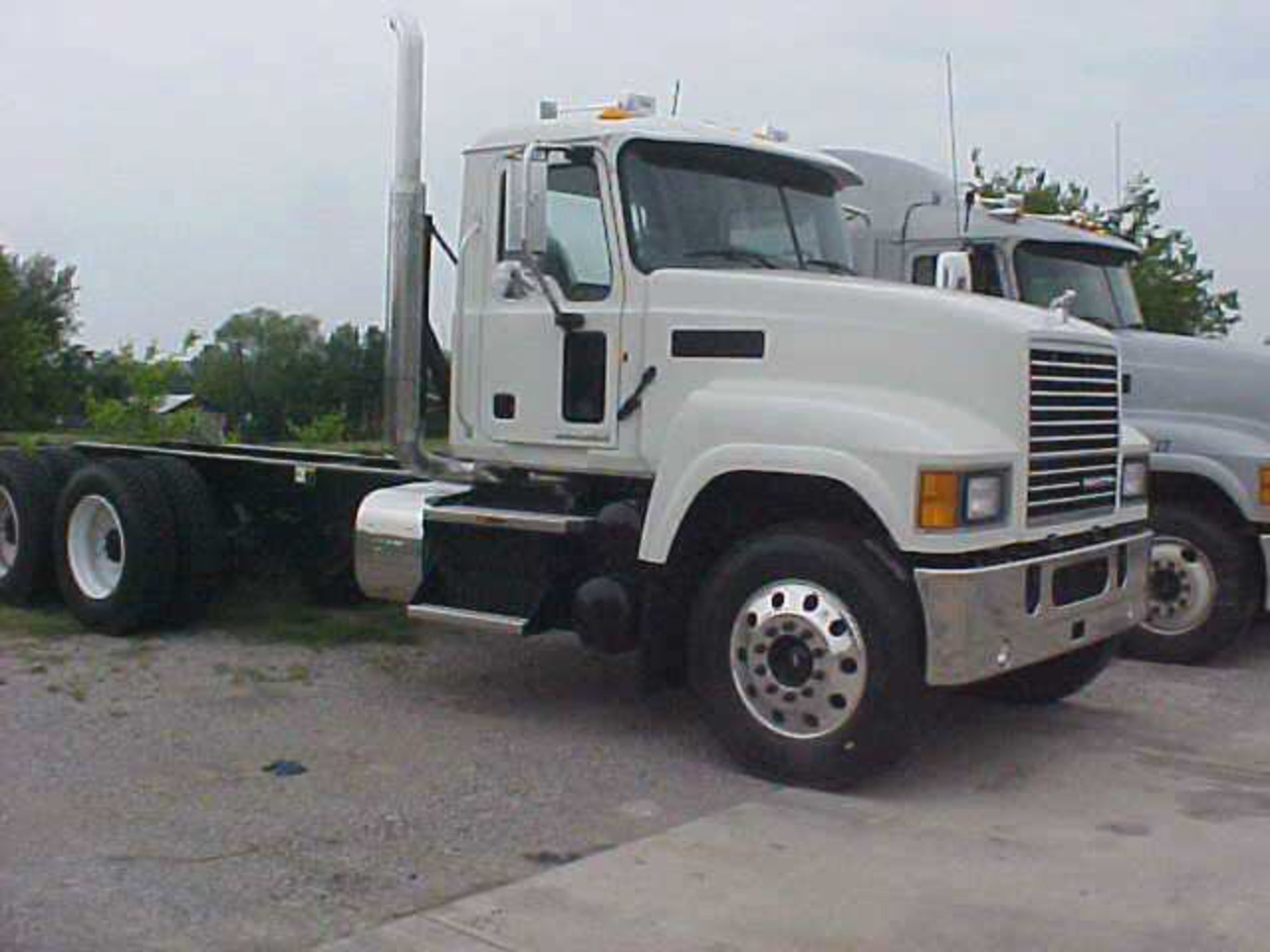 TopWorldAuto >> Photos of Mack Conventional - photo galleries