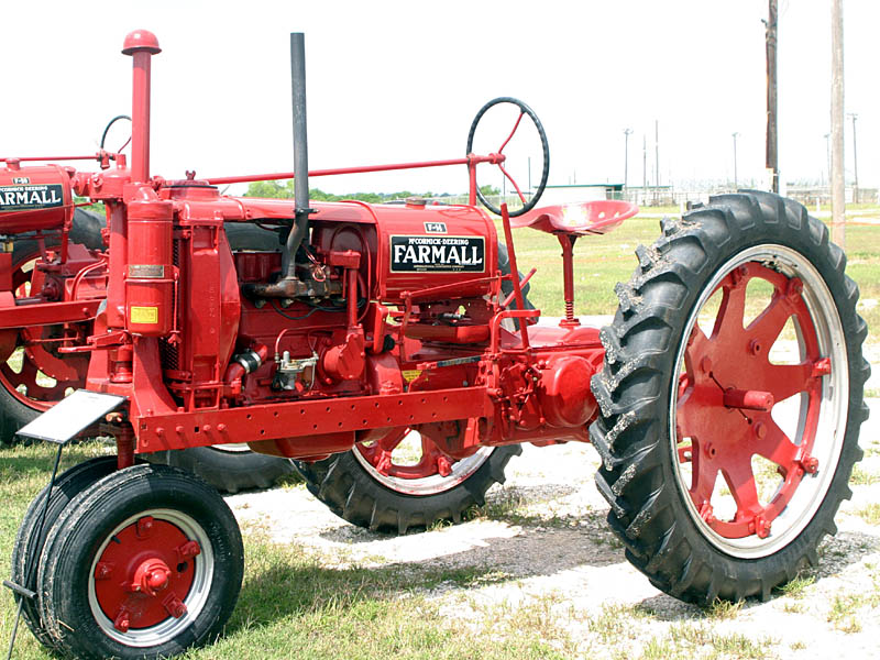 TopWorldAuto >> Photos of Farmall F-12 - photo galleries