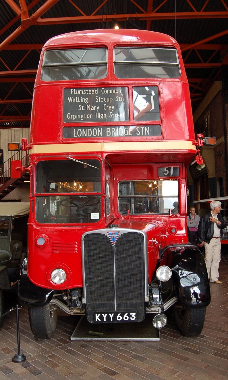 TopWorldAuto >> Photos of AEC Regent Mk III RT - photo galleries