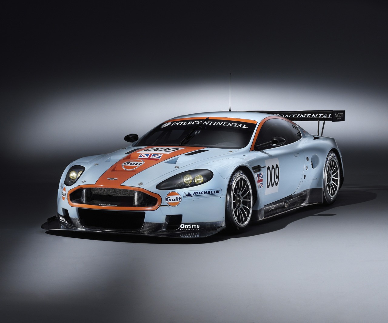 Aston Martin DBR9 - specs, photos, videos and more on TopWorldAuto