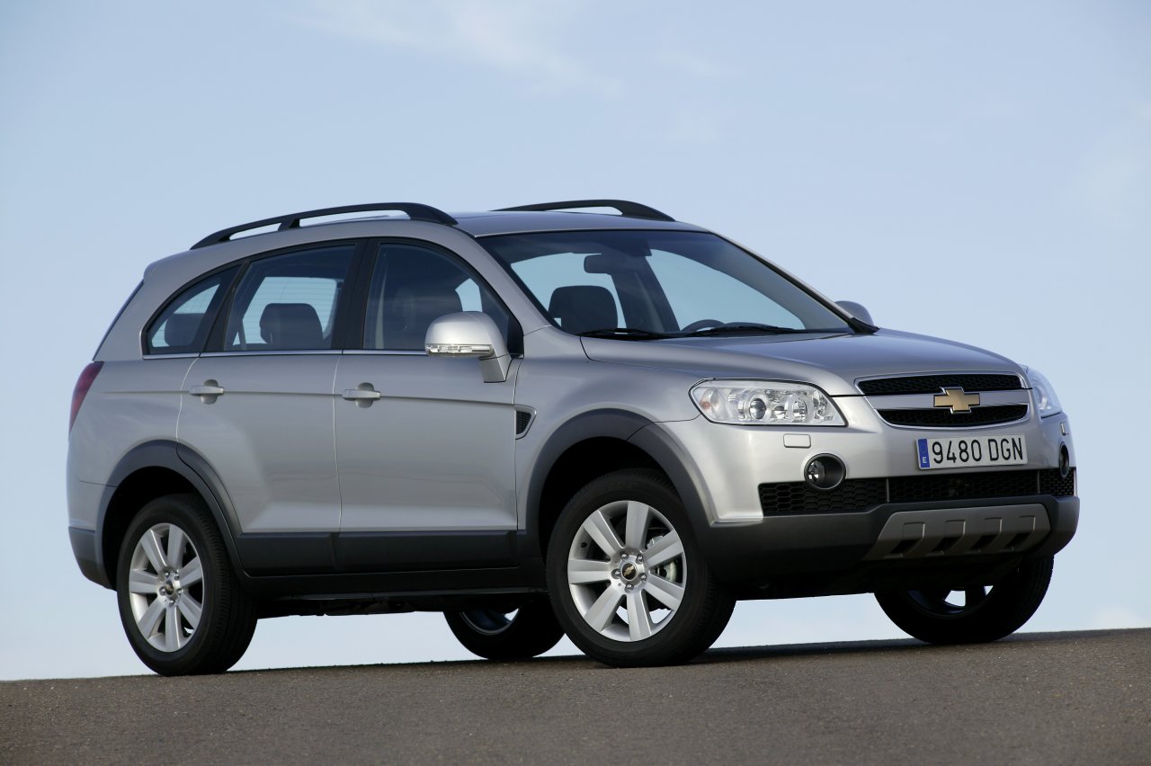 Chevrolet Captiva 20 LT - specs, photos, videos and more on TopWorldAuto