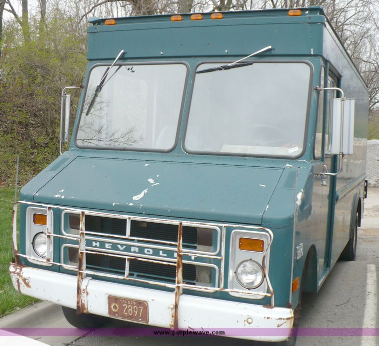 Chevrolet Stepvan C30 - specs, photos, videos and more on TopWorldAuto