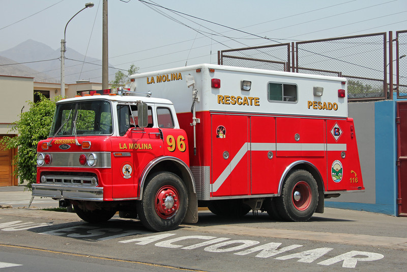 Ford C-8000 - Pierce - specs, photos, videos and more on TopWorldAuto