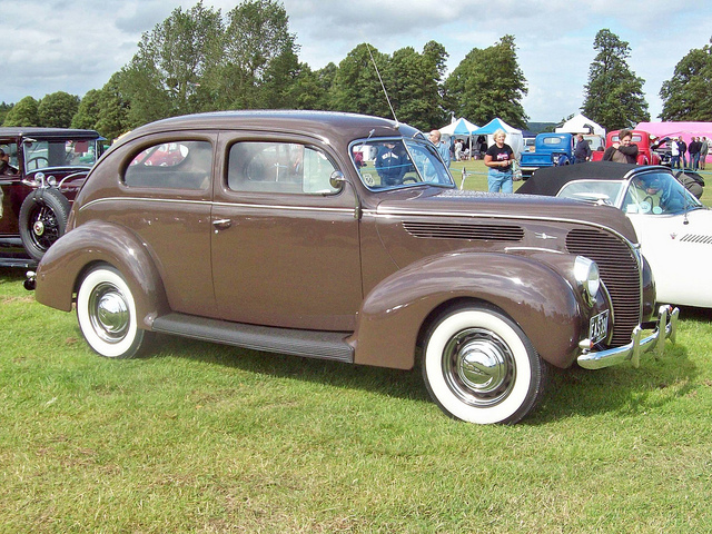 Ford Model 81A Deluxe Tudor - specs, photos, videos and more on ...