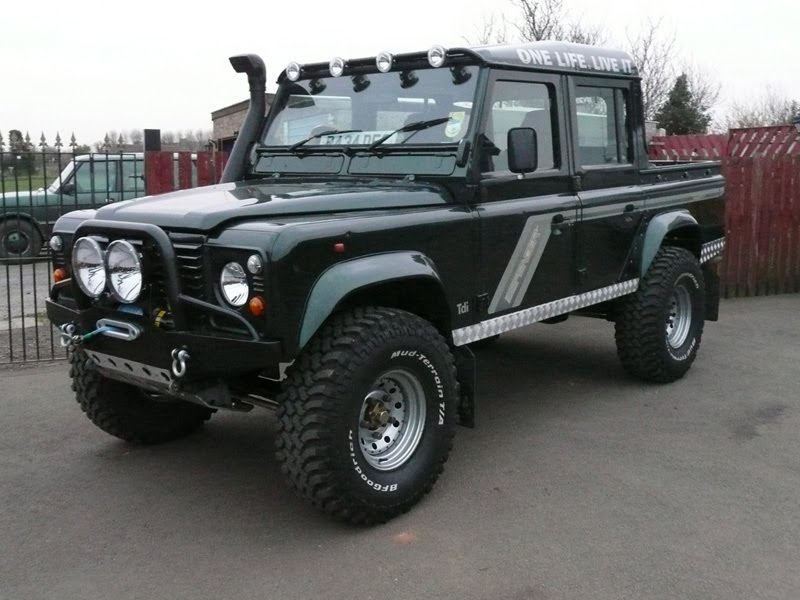 TopWorldAuto >> Photos of Land Rover Defender double cab - photo galleries