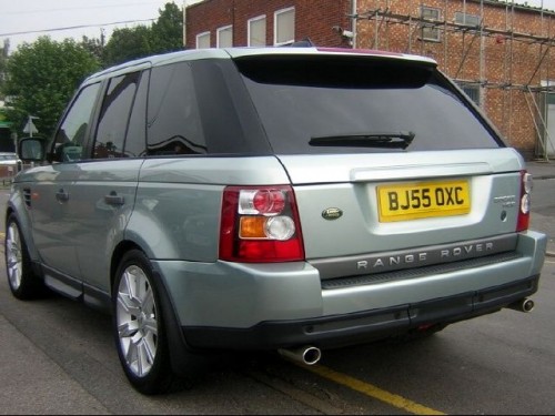 Land Rover Range Rover Estate - specs, photos, videos and more on ...